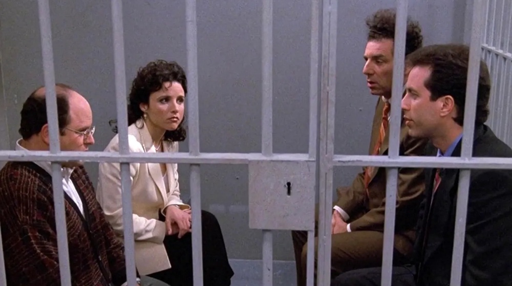 One Seinfeld Fan Theory Makes The Controversial Finale So Much Darker