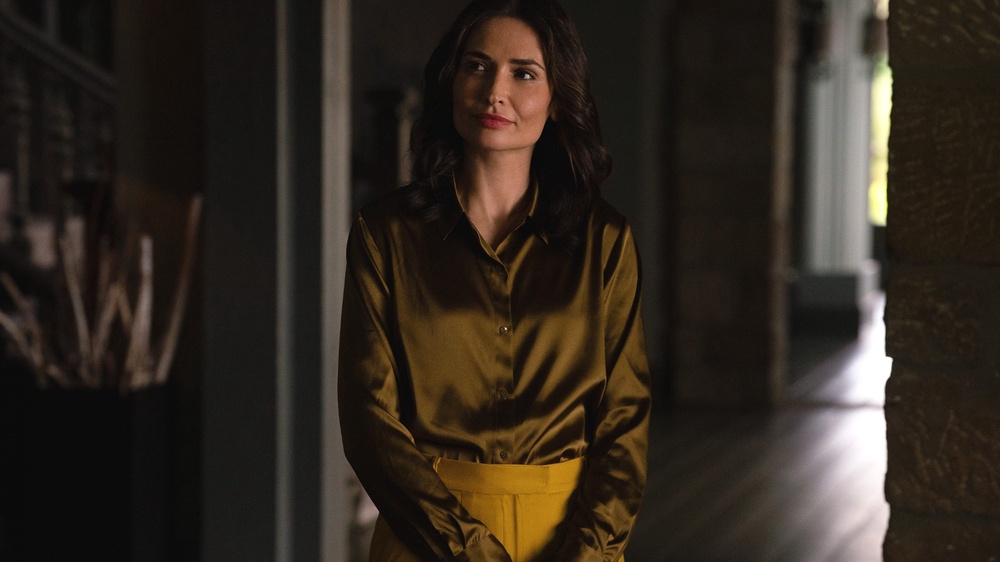 Pluribus Episode 3 Brilliantly Reveals The Hive Mind's Greatest Weakness