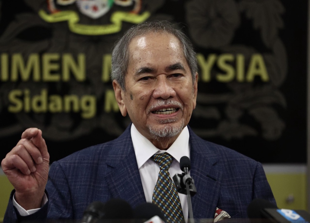 Wan Junaidi quits Dewan Negara post to become next Sarawak governor?