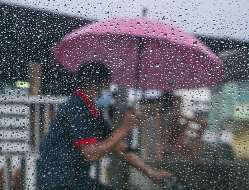 Thunderstorms, heavy rain expected in several places in S’wak, Sabah