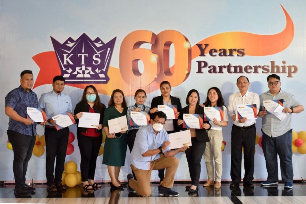 Employees of KTS Group of Companies receive long service award
