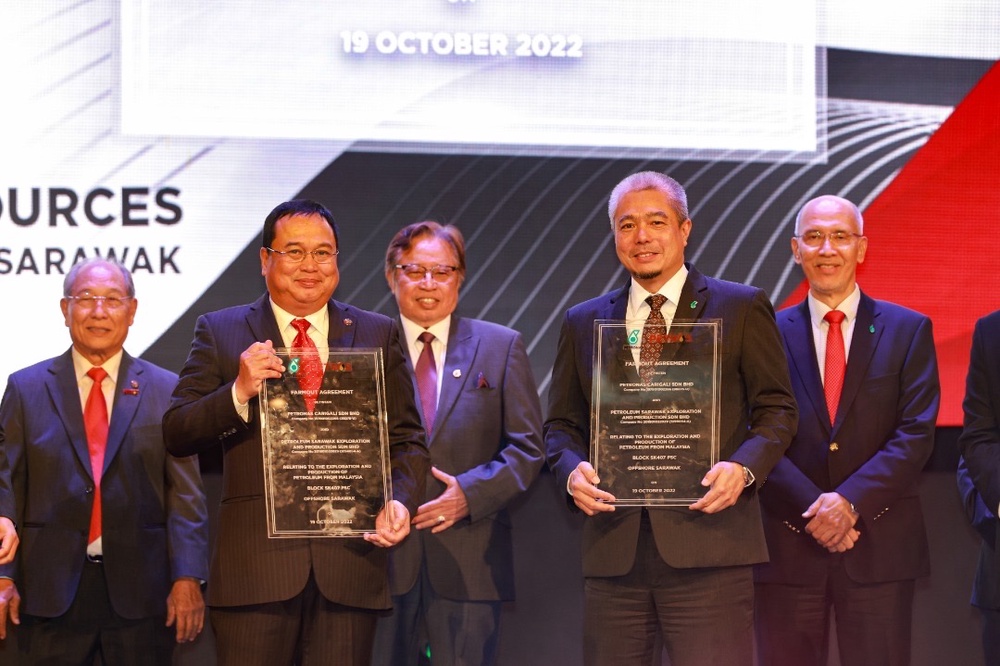 Petronas, Petros expand partnership to accelerate Sarawak Gas Roadmap