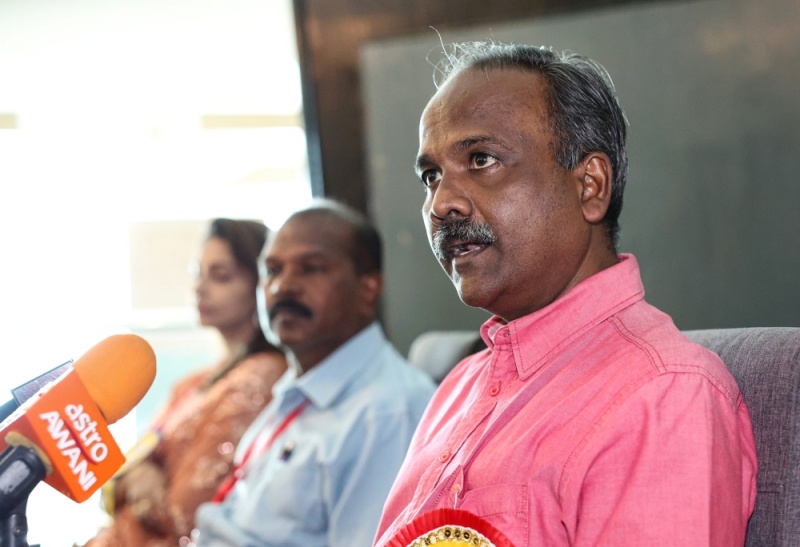 Sivakumar: HR Ministry working on resolving temporary work visit pass termination issue
