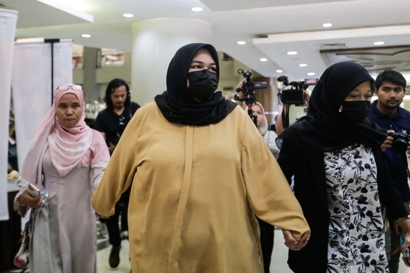 KL Sessions Court finds Siti Bainun guilty of neglecting, abusing Bella