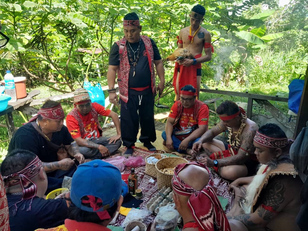 Miri Dayak NGO calls on younger Iban generation to preserve ‘miring’ ritual
