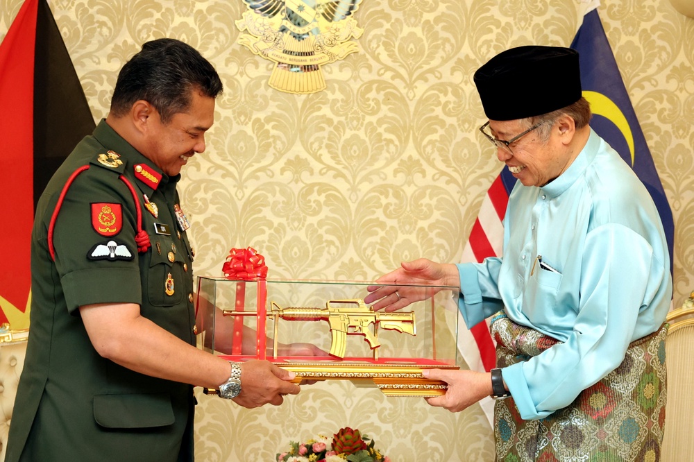 Eastern Field Commander: Army camps in Sarawak, Sabah to benefit ...