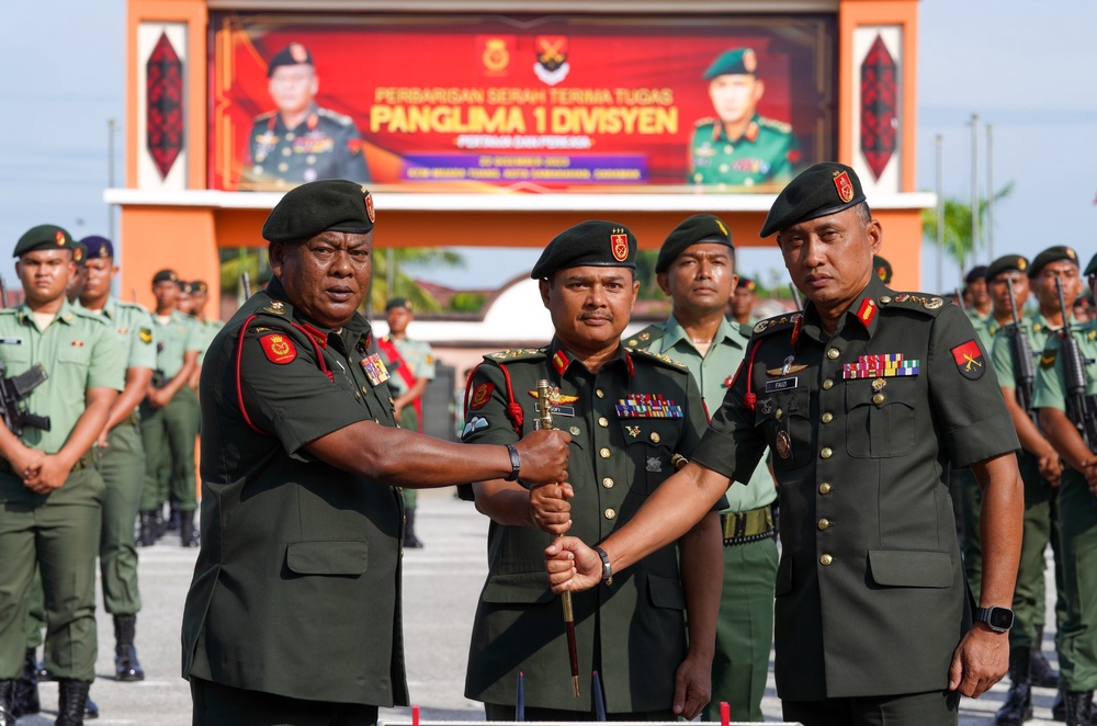 Mohamed Fauzi Kamis is new First Division Infantry commander