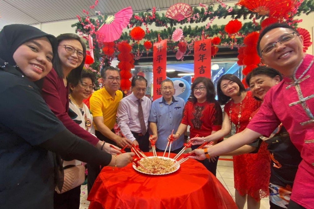 Everrise BDC outlet celebrates Chinese New Year with grand bazaar