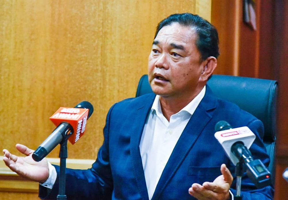 Minister angry with irresponsible officers