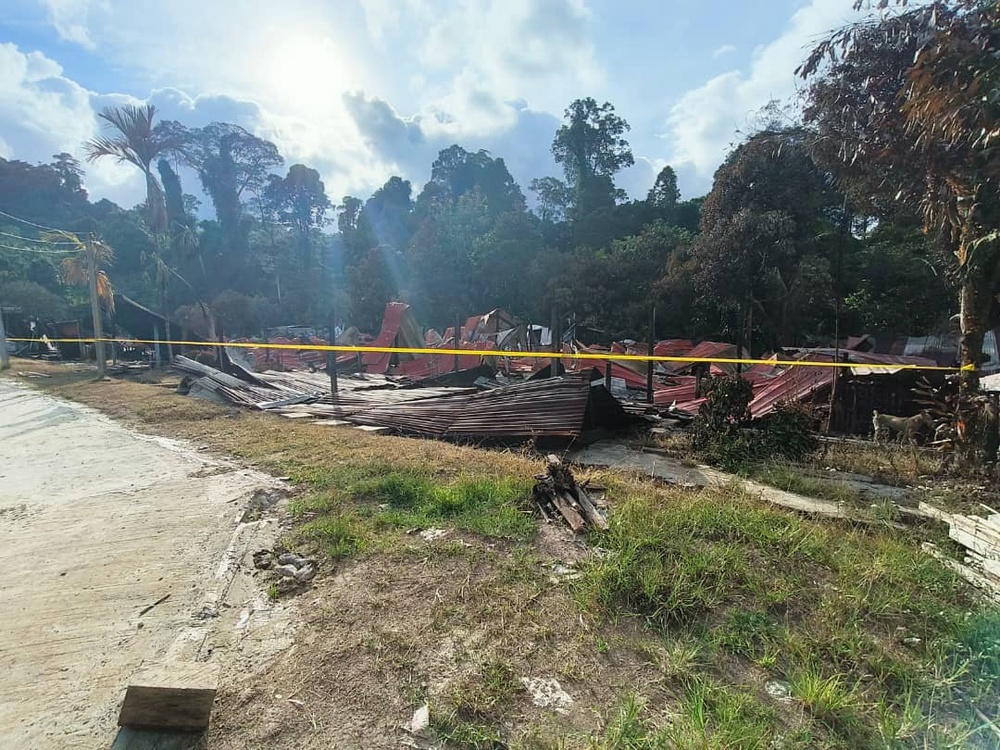 Long Kerangan fire leaves over 70 longhouse folk homeless