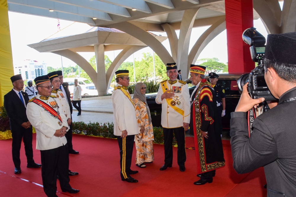 Wan Junaidi offers condolences to Taib’s family in his maiden DUN speech