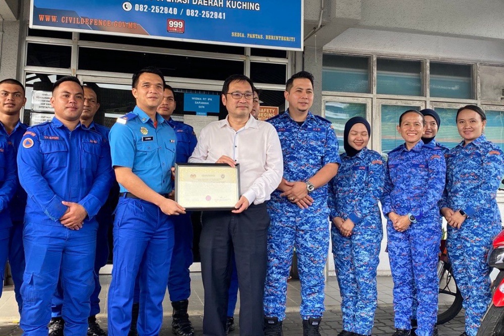 Stampin MP appointed as honorary assistant commissioner of APM Sarawak
