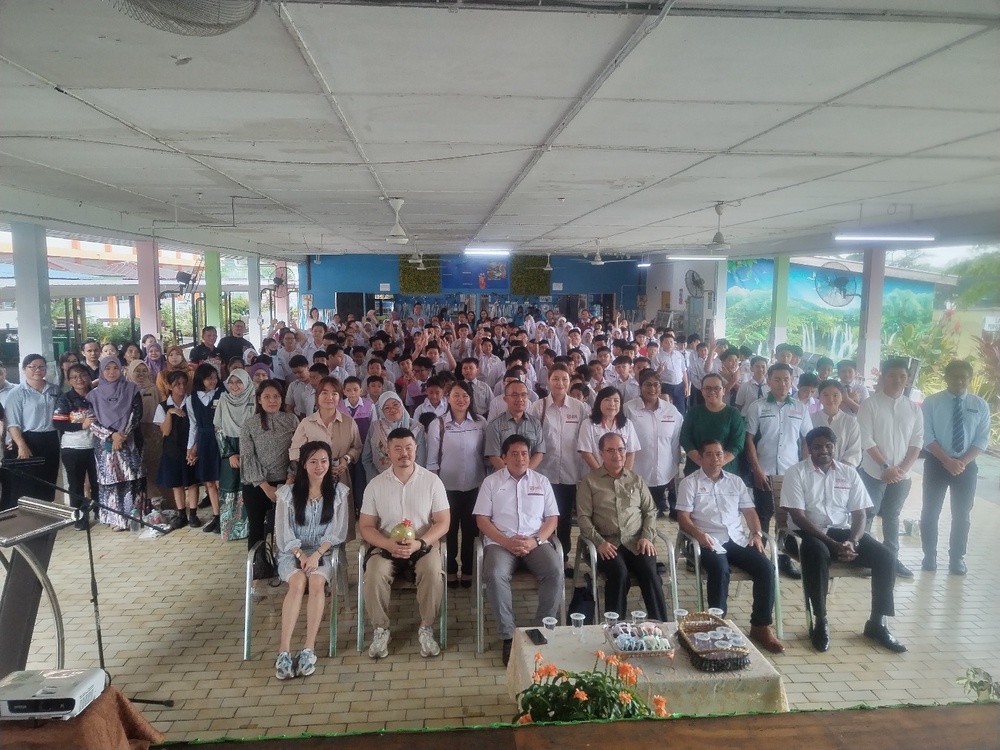 UPMKB, SK Kidurong hold community programme benefitting teachers, pupils