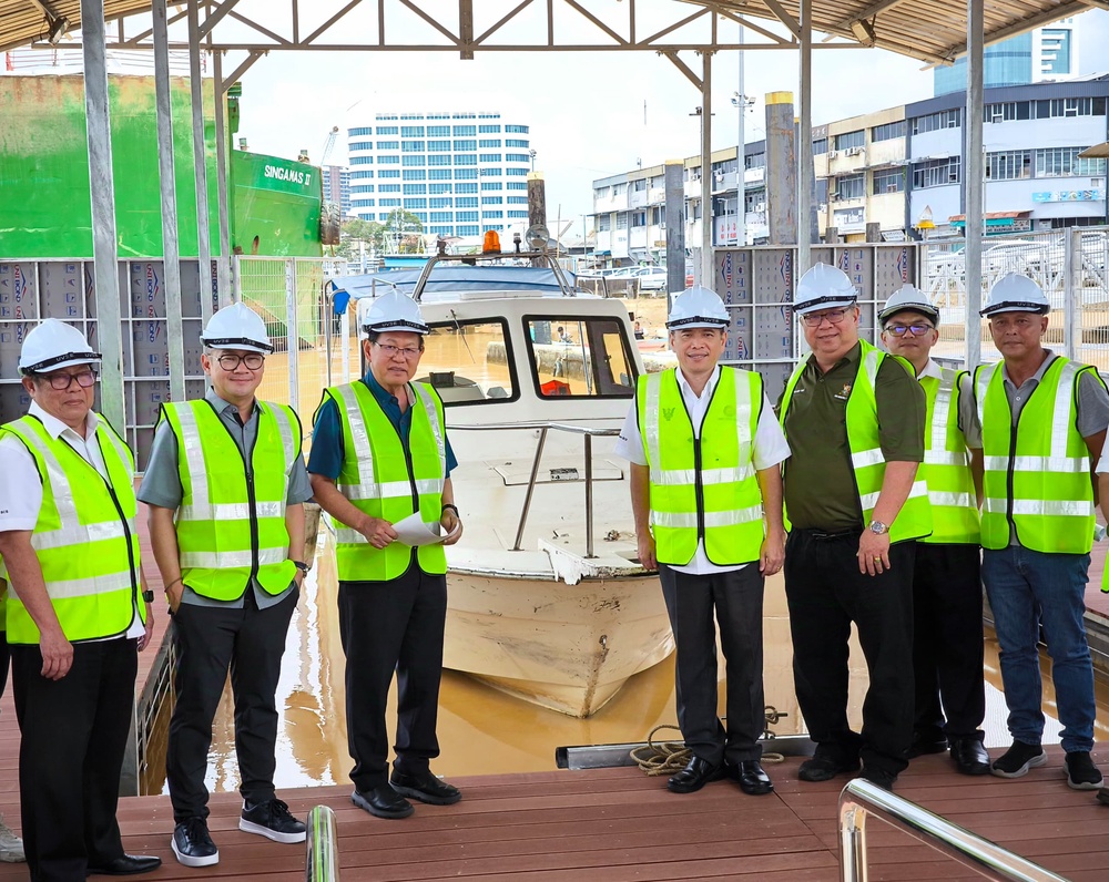 Lee: First phase of Sibu Passenger Terminal boat shed project completed