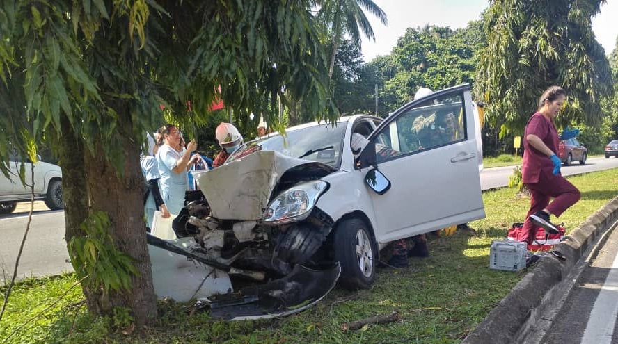 Senior citizen succumbs to injuries after accident at Jalan Miri-Bintulu