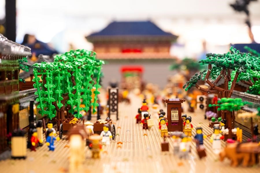 World’s largest lego enlivens iconic ancient Chinese painting