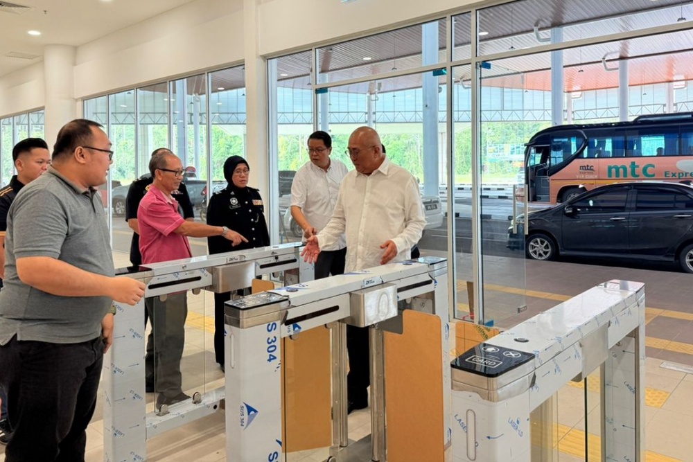 Mayor visits Miri Sentral Bus Terminal to oversee final preparations ...