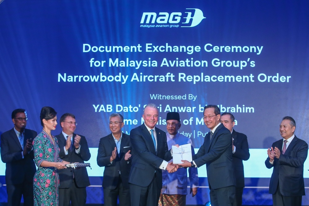 Malaysia Aviation Group expands fleet with 30 new Boeing 737 aircraft ...