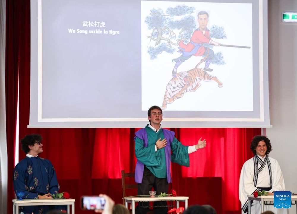 Italian students showcase passion for Chinese through cultural performances