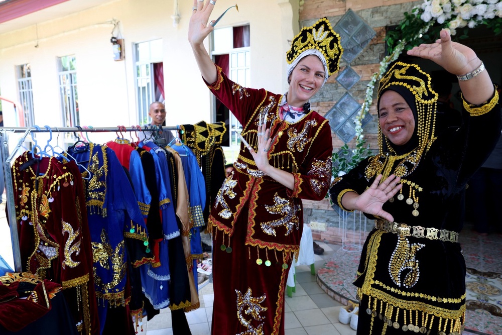 Ala Bimbang: Preserving the legacy of Bajau attire