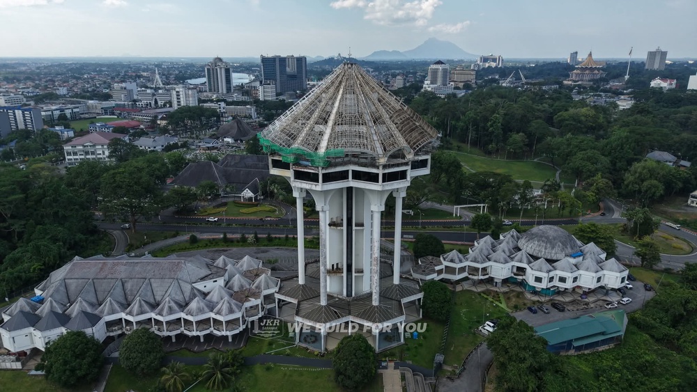 JKR Sarawak: Phase 1 of Kuching Civic Centre roof replacement project ...