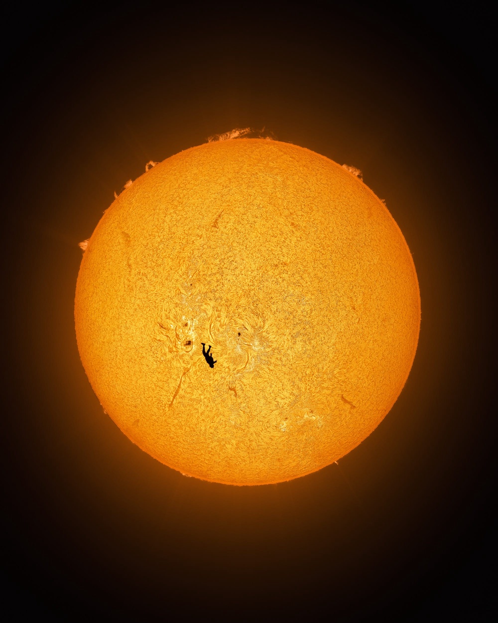 A Skydiver Appears to Fall from the Sun in a Stunning Image