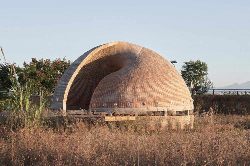 Meet The Twisted Brick Shell Library – A Surreal Pavilion For Visitors ...