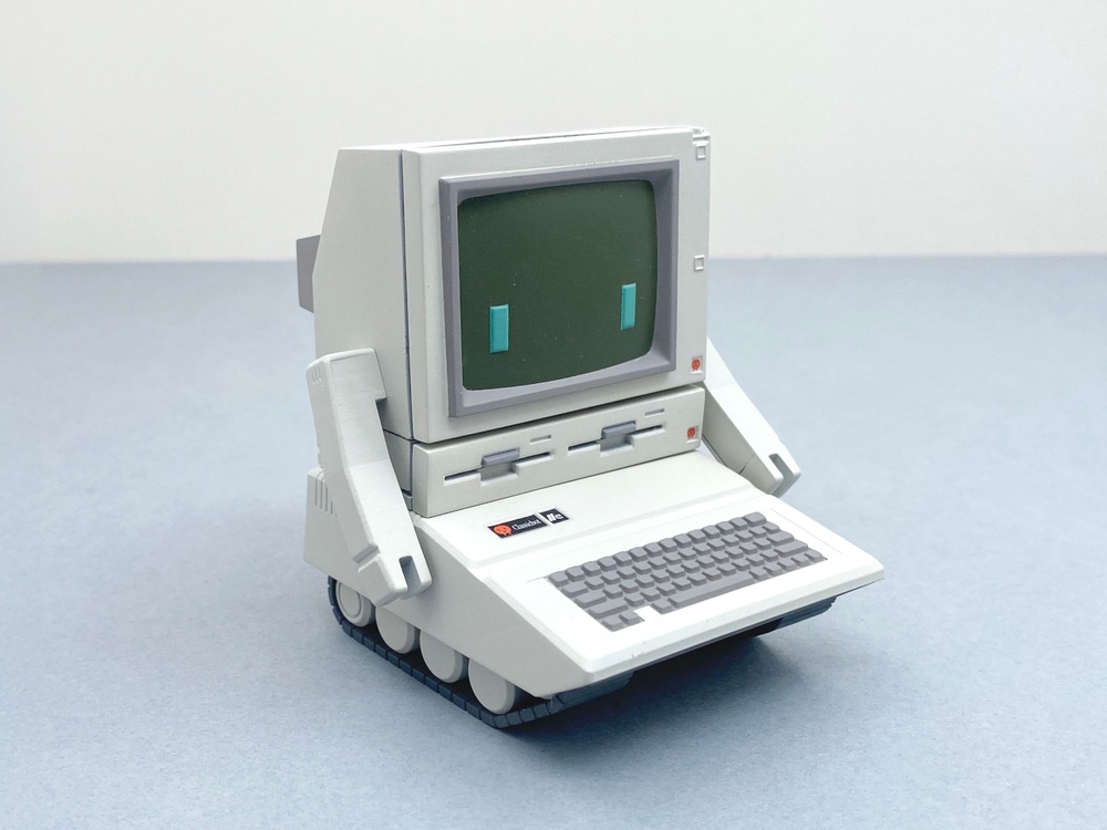This Desktop Robot Toy Is A Delightful Tribute to the Iconic Apple IIe ...