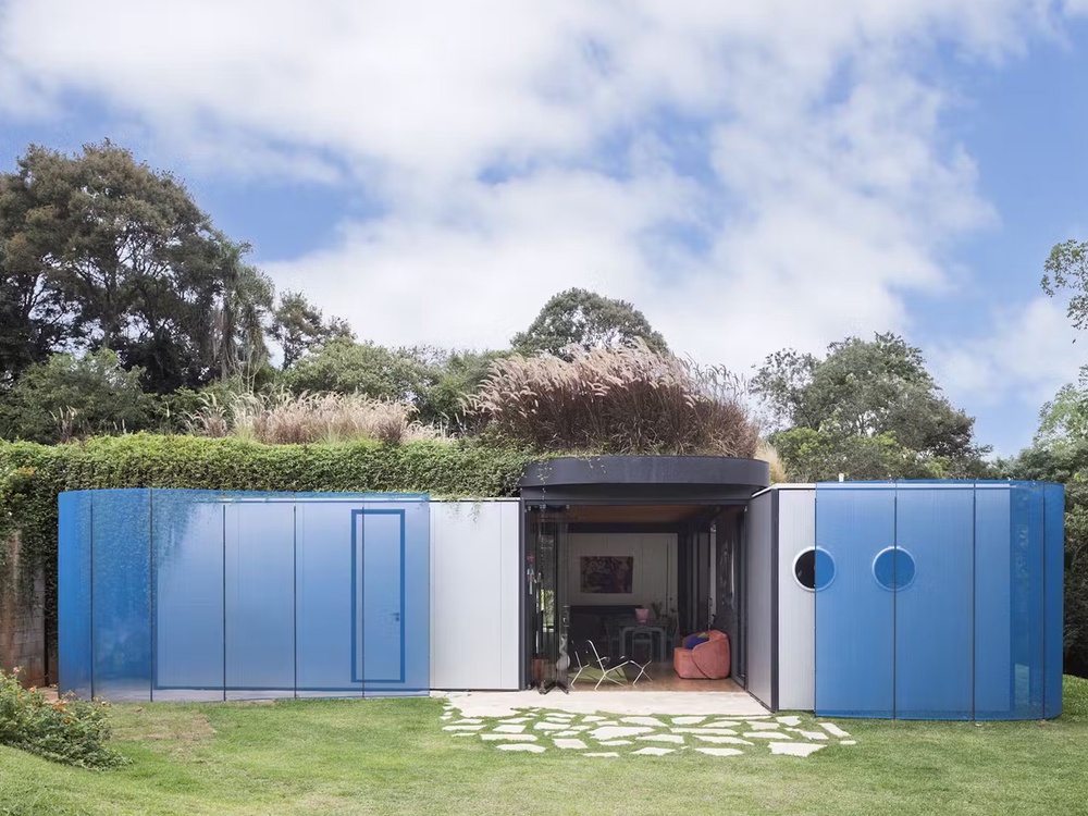 Prefab Holiday Home In Rural Brazil Merges Eco-friendly Design With ...