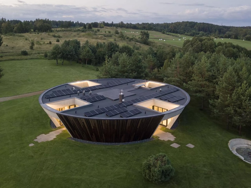 Innovative Circular Home With Four Sunken Gardens Lets You Truly Enjoy ...