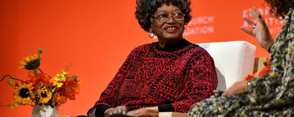 Civil rights icon who refused to move seats on segregated bus dies at 86