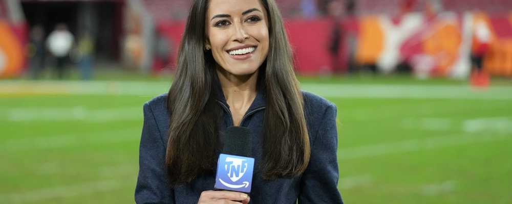 Kaylee Hartung to make Super Bowl debut as NBC sideline reporter