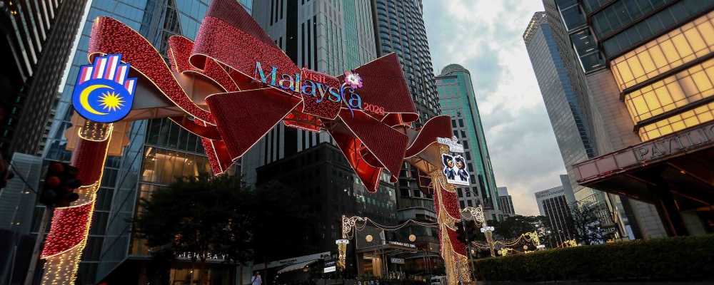 Bukit Bintang glows with eco‑friendly colourful lights for ‘I LITE U ...