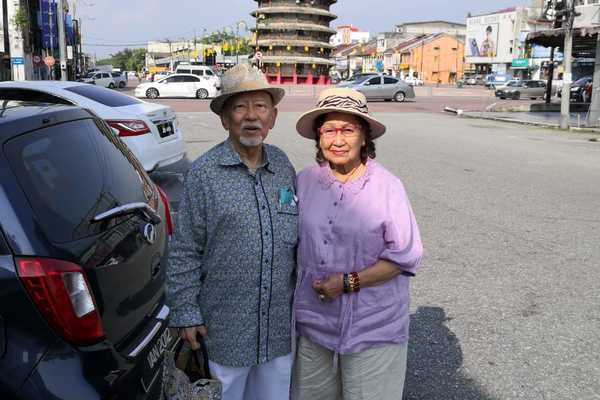 Built in 1885, this Leaning Tower of Teluk Intan (formerly Teluk Anson ...
