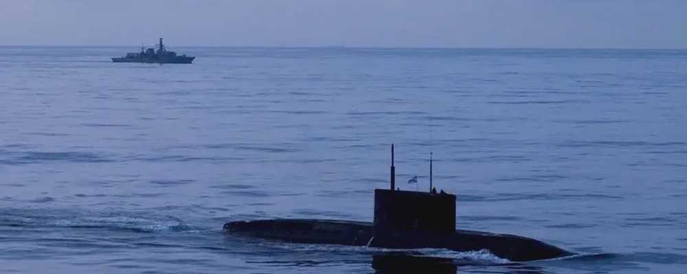UK and Norway set to sign landmark defence pact to track Russian submarines