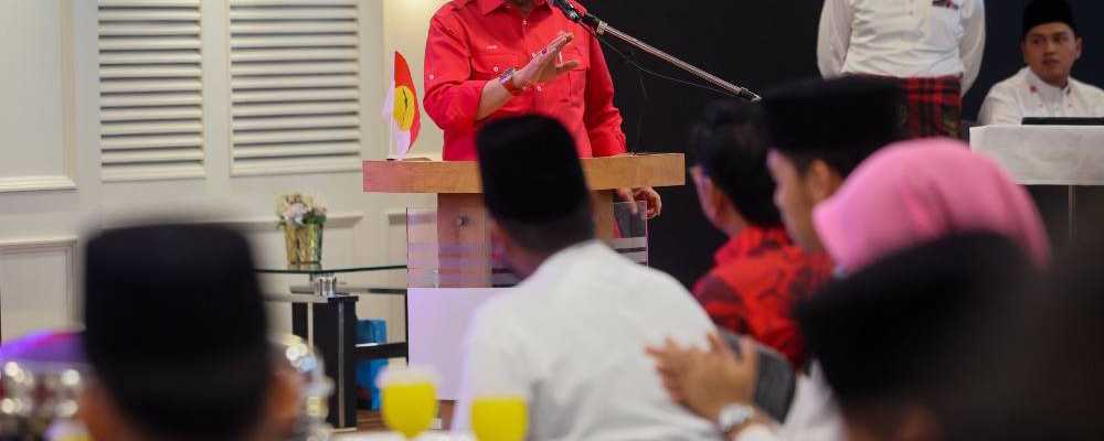 Zahid: Akmal’s resignation as exco not a sign of pressure for Umno to ...