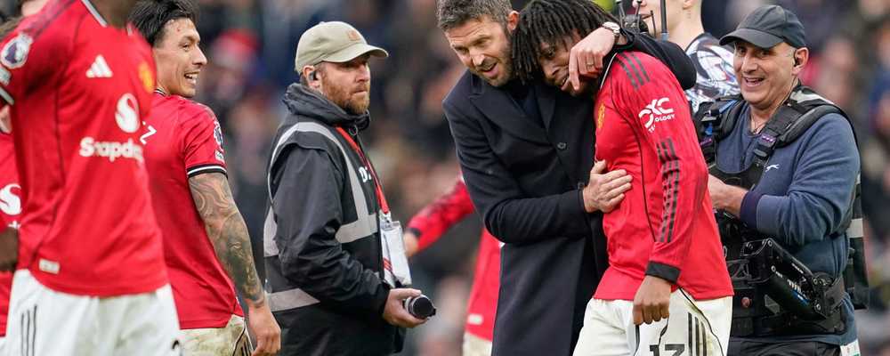 Roy Keane responds to call for Michael Carrick to get permanent Man ...