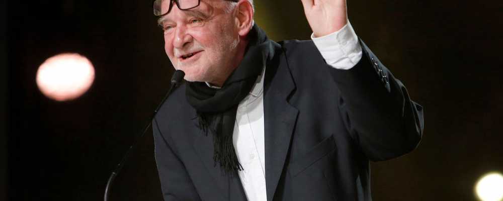 Hungarian director Béla Tarr, known for darkly comic films, dies at 70