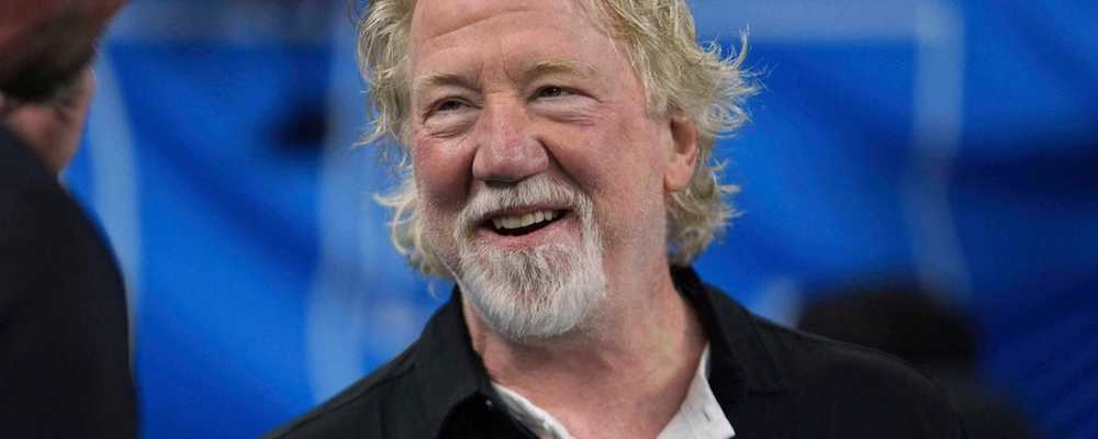 Actor Timothy Busfield's attorneys say an investigation undermines ...