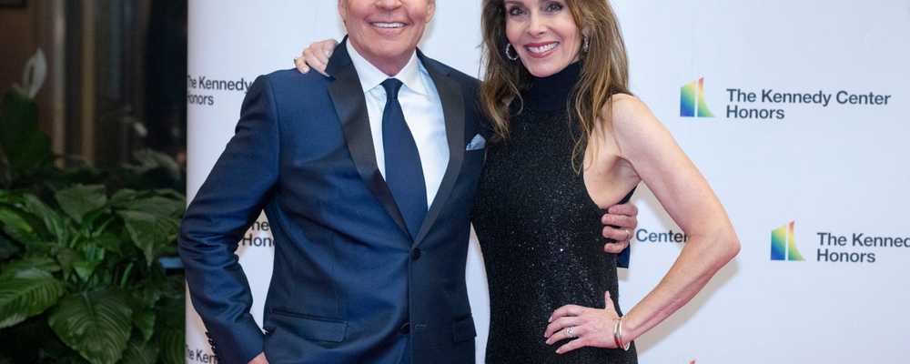 Bob Costas returning to NBC to host `Sunday Night Baseball` pregame show