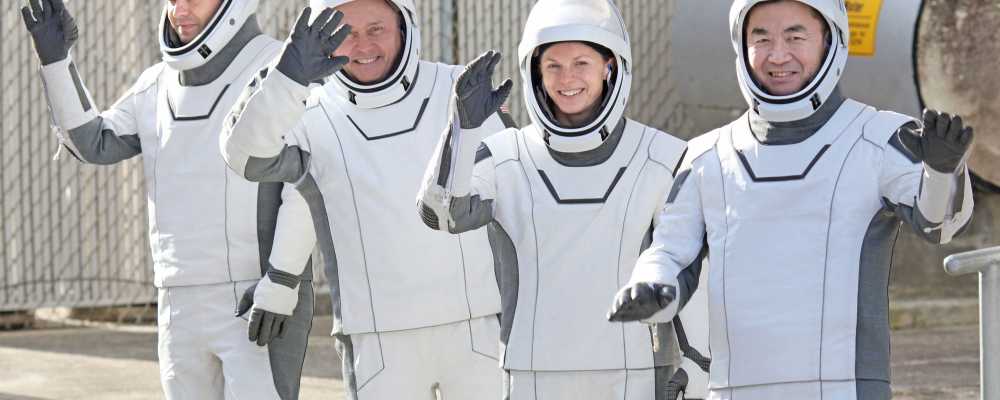 Nasa cuts short space mission, astronauts leave ISS in first-ever ...