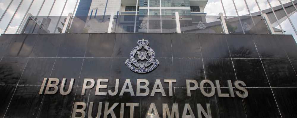 Cops arrest three in KL, Selangor raids, bust syndicate posing as Bukit ...