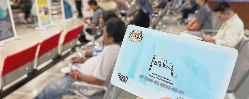 Automatic citizenship for overseas-born children starting in mid-year