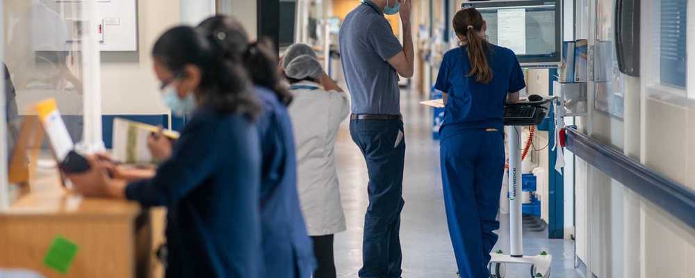 Number of flu patients in hospital at record level for time of year
