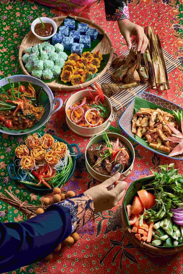 Nook unveils a feast of heritage flavours with Santapan Selat Melaka at ...