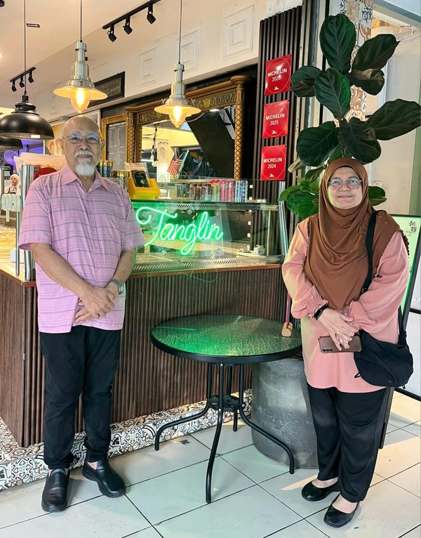 Tanglin (Bukit Damansara) the Michelin Guide Restaurant founded in 1948 ...