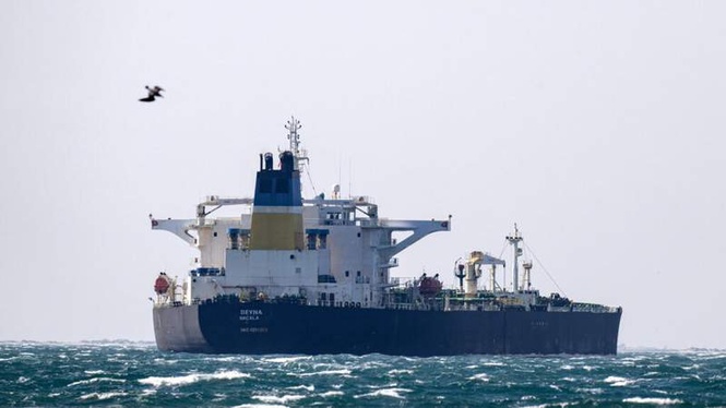 UK intercepts oil tanker from Russia's shadow fleet in English Channel ...