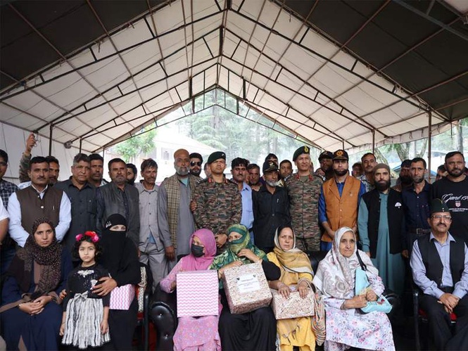 Indian Army hosts Ex-Servicemen rally at Chinar Nau Jawan Club in ...