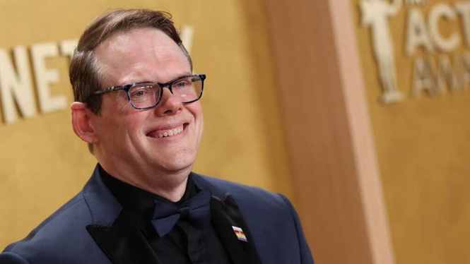 Hollywood studios, actors' union agree on protections against AI - Newswav