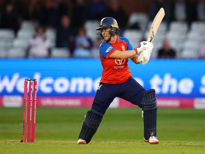 Dean hails Capsey-Knight’s 137-run stand as England Women clinch T20I ...